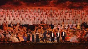 André Rieu Raises His Baton and Unleashes the Thunderous Power of O ...