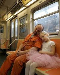 A Father’s Love on the Subway: The Priceless Moments of Everyday ...