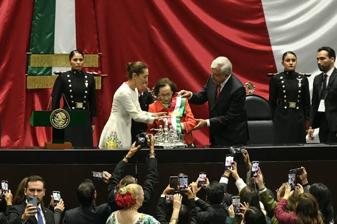 Claudia Sheinbaum takes office in Mexico as their first female ...