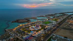 Duba Waterfront Draws Crowds during Mid-Year School Holiday | Leaders