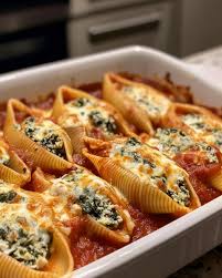 Garlic Butter Lobster-Filled Jumbo Pasta Shells – New and Tips