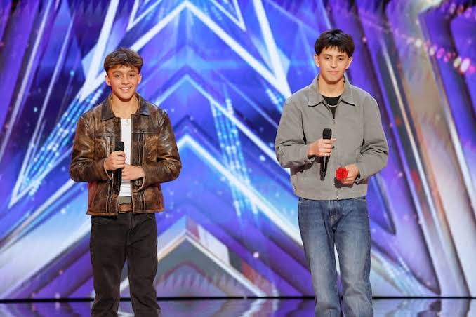 These Two Teen Brothers Auditioned for AGT and Kept One Huge Family ...