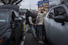 Large-Scale Deportations To Begin Tuesday With Chicago Raid | The ...